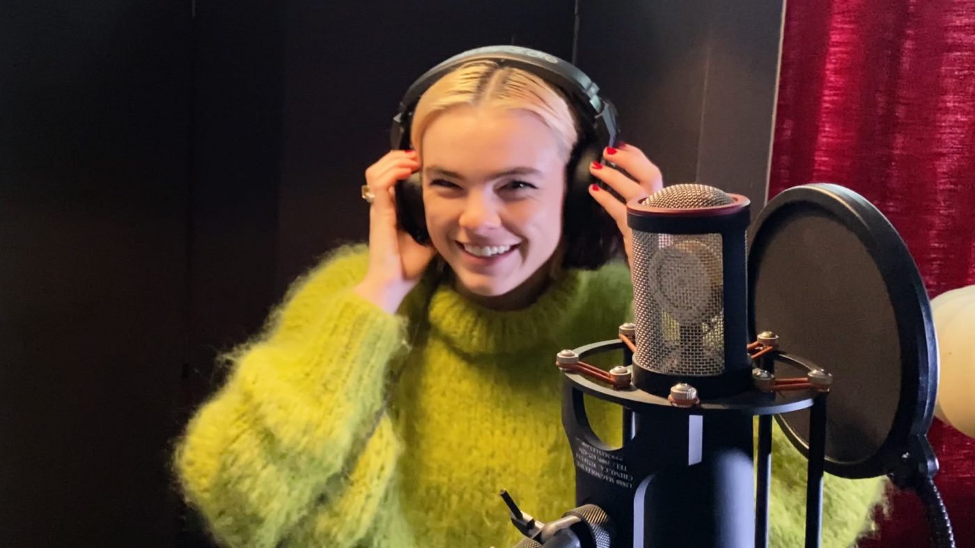 Singer Benee Puts Her Heart Where Her Mouth Is Women Love Tech
